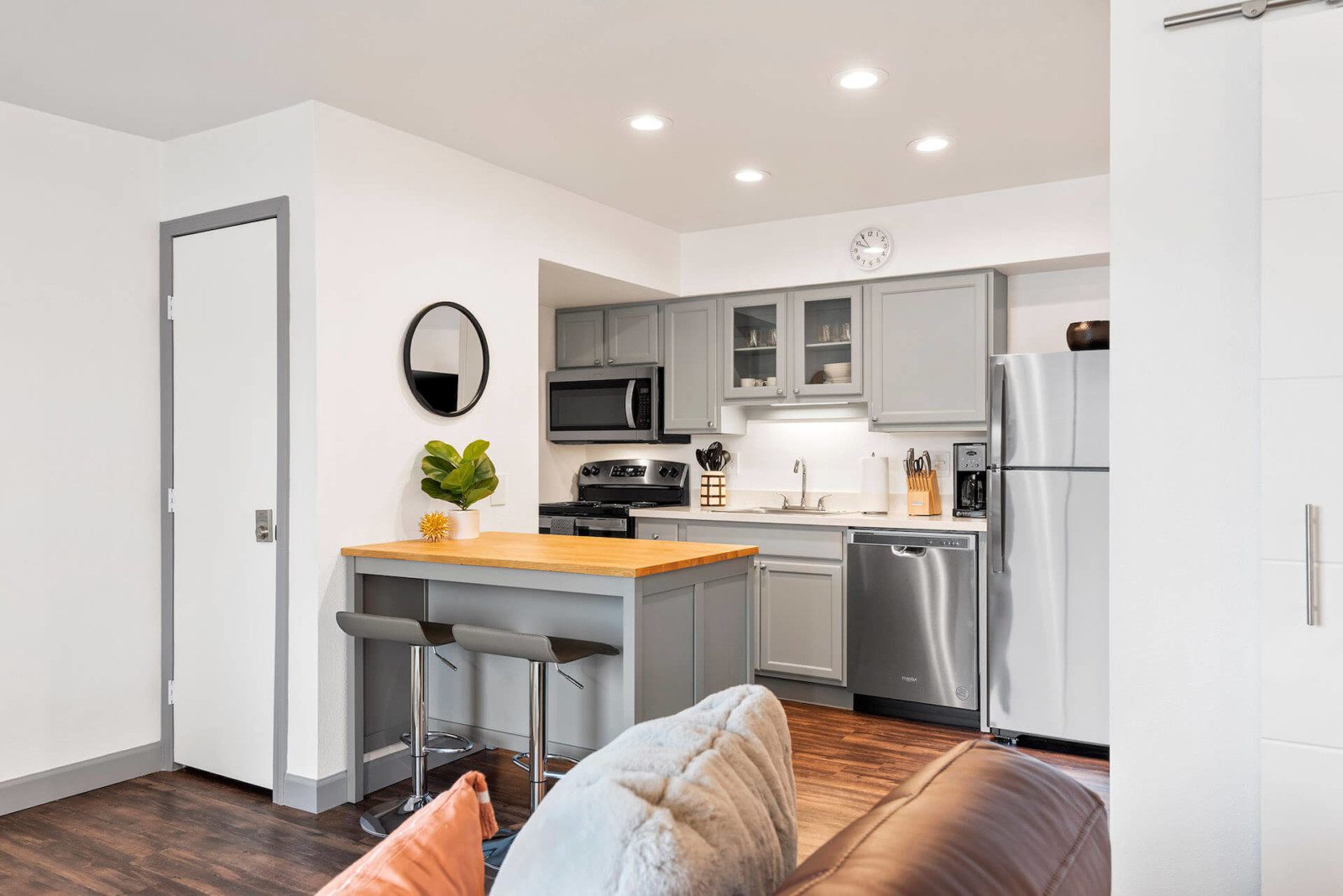 About - Flex Term Rental